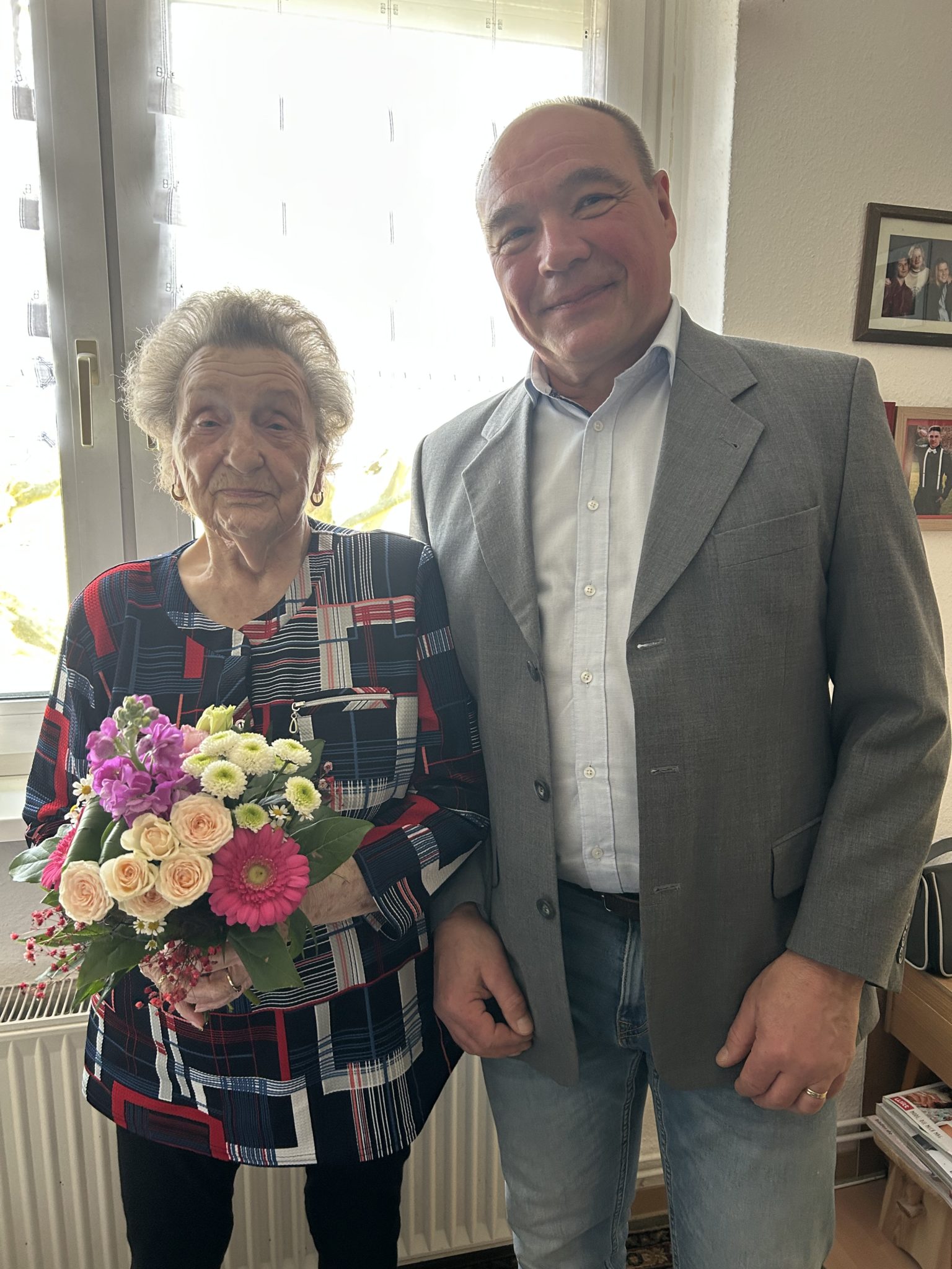 Christa Müller wird 90 - Stadt Wolmirstedt